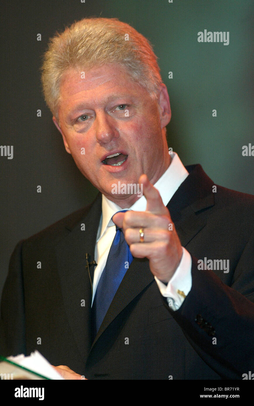 BILL CLINTON EX PRESIDENT OF USA 03 October 2002 LABOUR PARTY ...