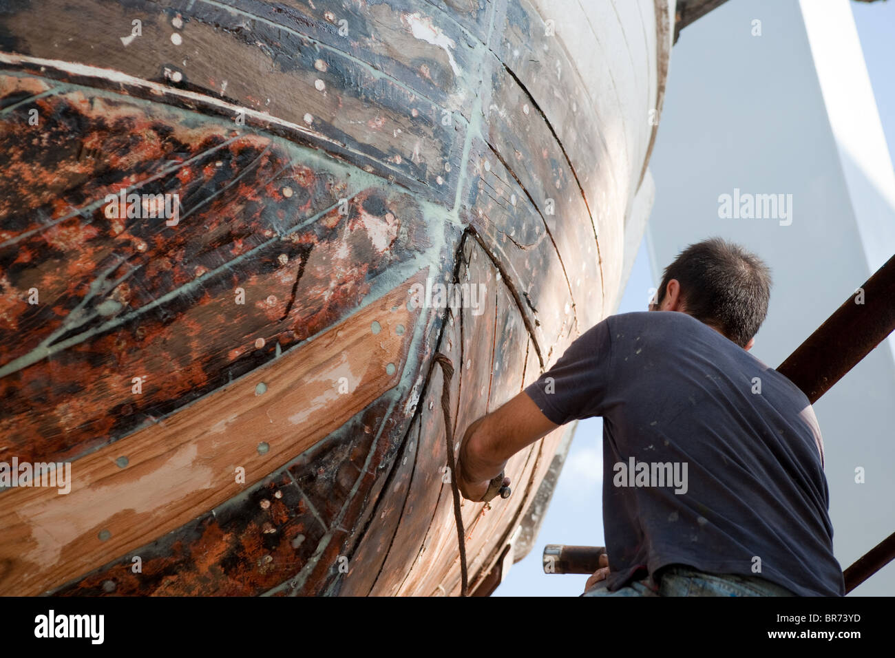 Shipyard works hi-res stock photography and images - Alamy