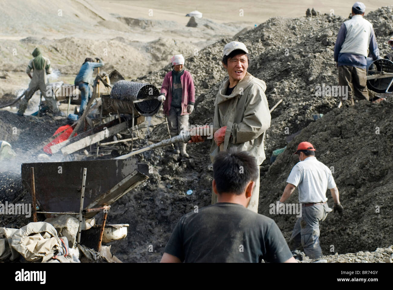 Artisan gold mining Mongolia Stock Photo - Alamy