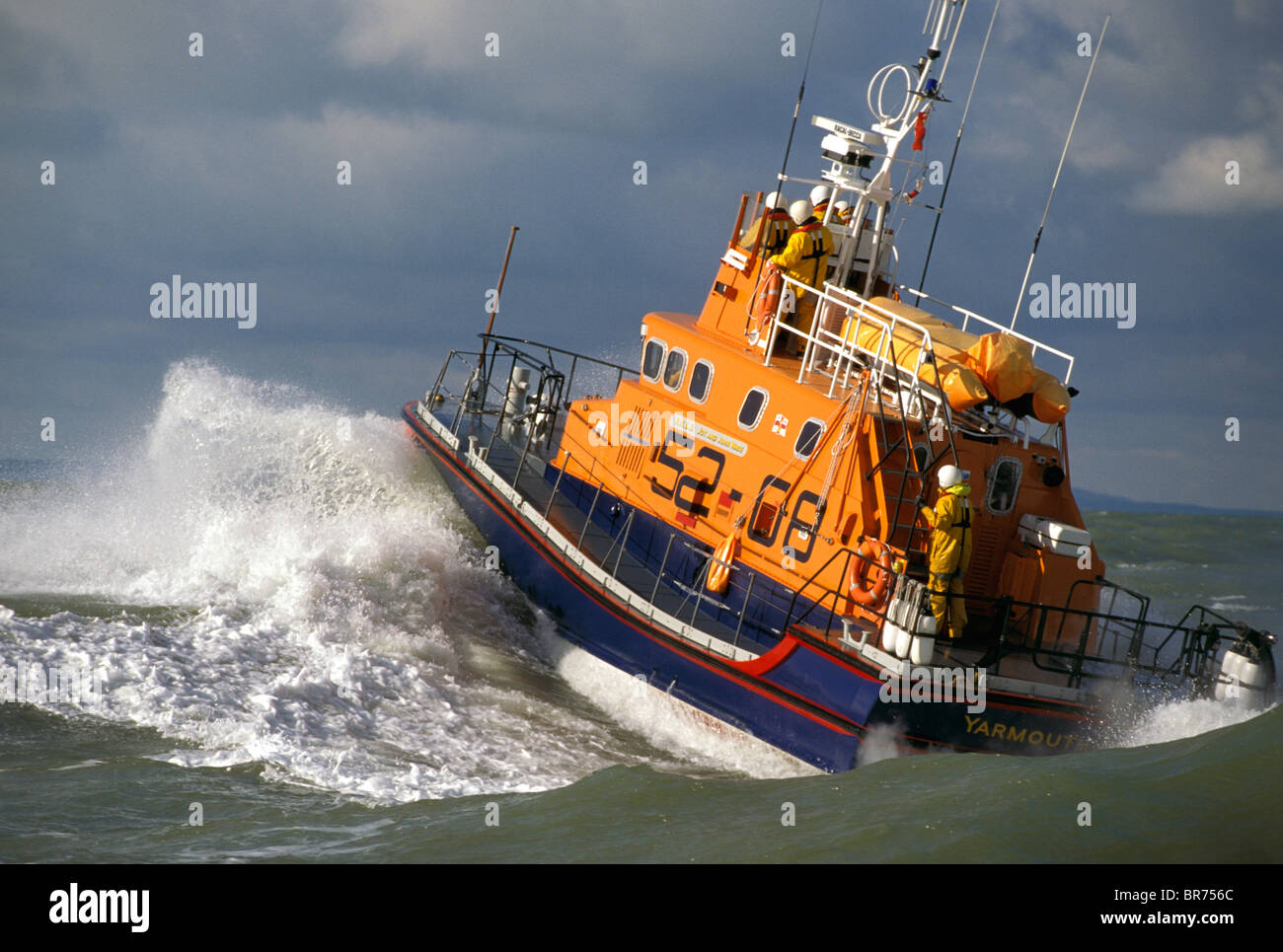 Lifeboat rough seas storms hi-res stock photography and images - Alamy