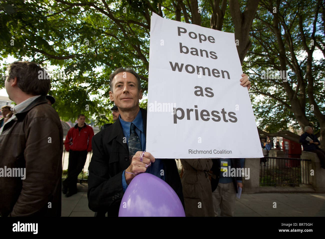 Peter Tatchell protesting outside Lambeth Palace during the visit to ...