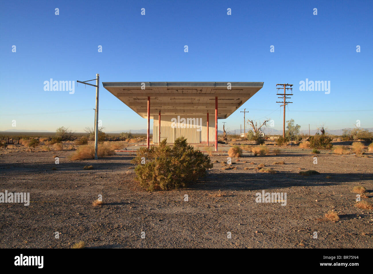 Abandoned building, Old Route 66, Amboy, CA, USA Stock Photo - Alamy
