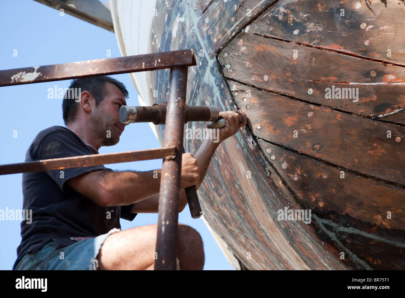 worker at work in shipyard Stock Photo - Alamy