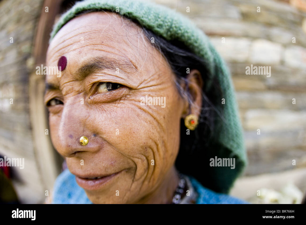 India local people locals mountains village hi-res stock photography ...