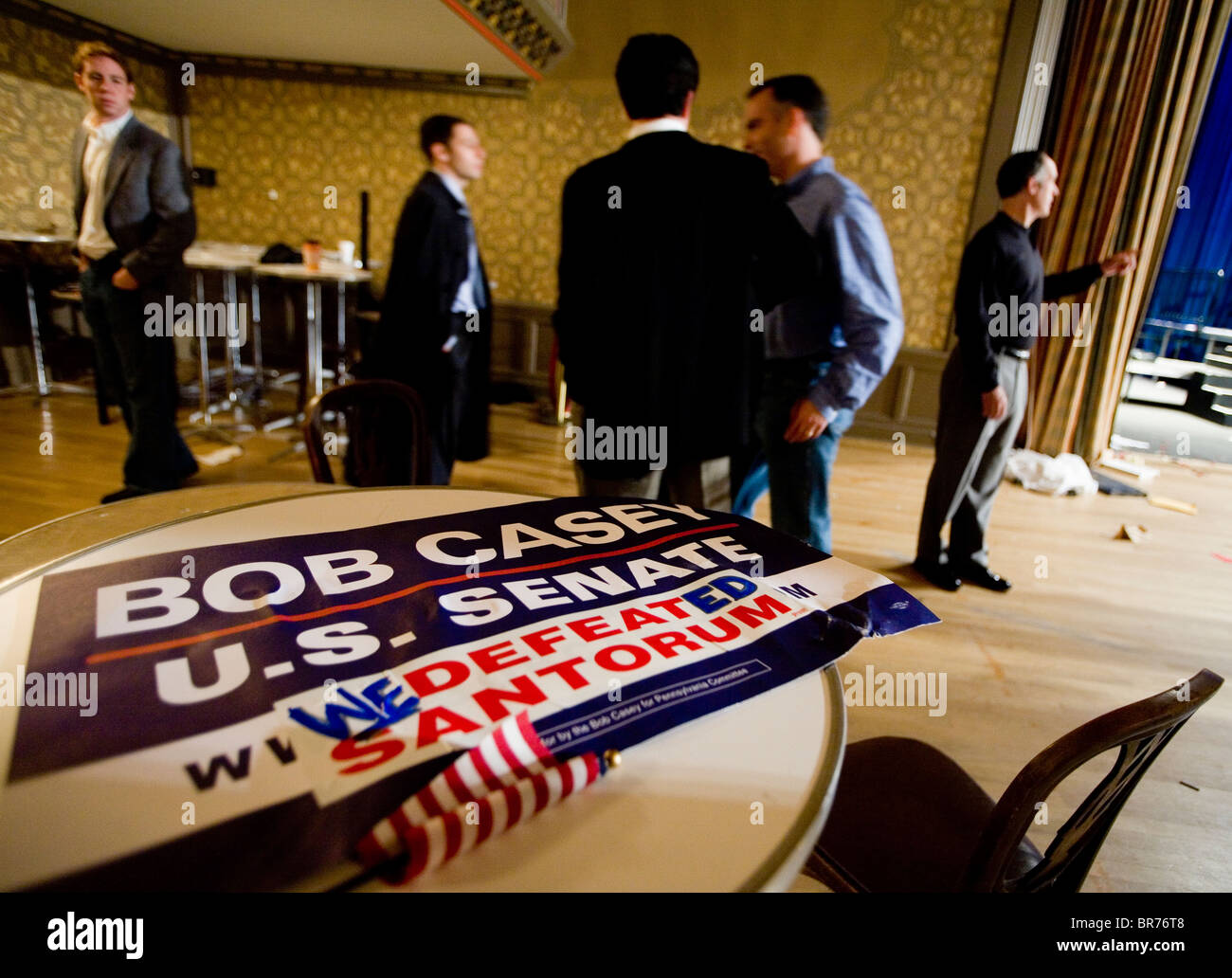 Senator bob casey hi-res stock photography and images - Alamy