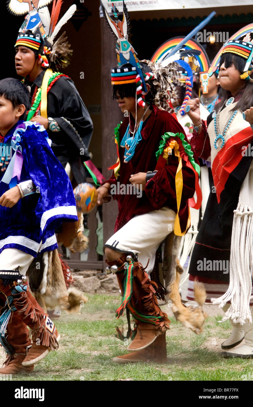 Zuni pueblo dancers hi-res stock photography and images - Alamy
