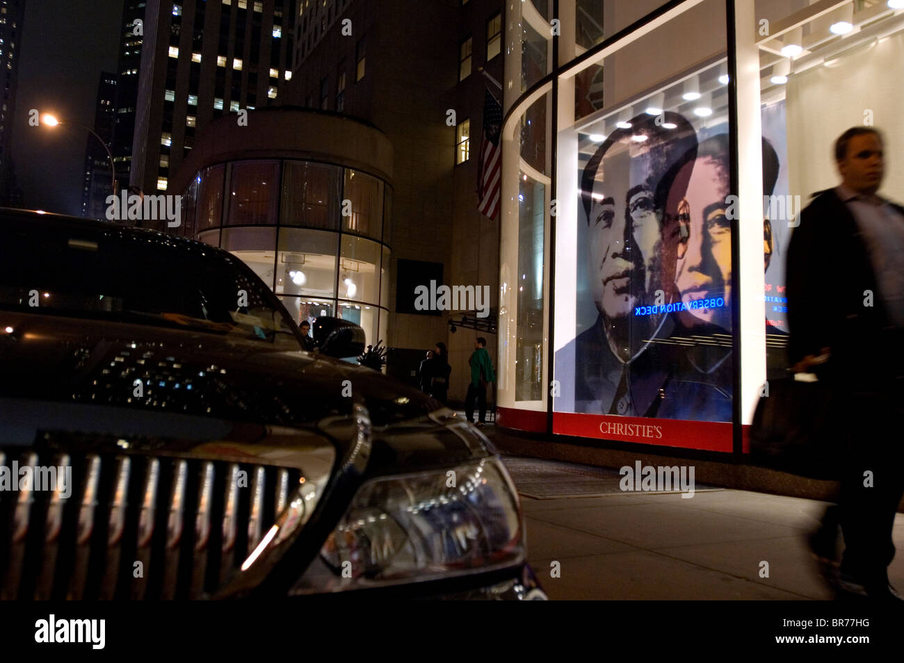 Contemporary art evening auction hi-res stock photography and images ...