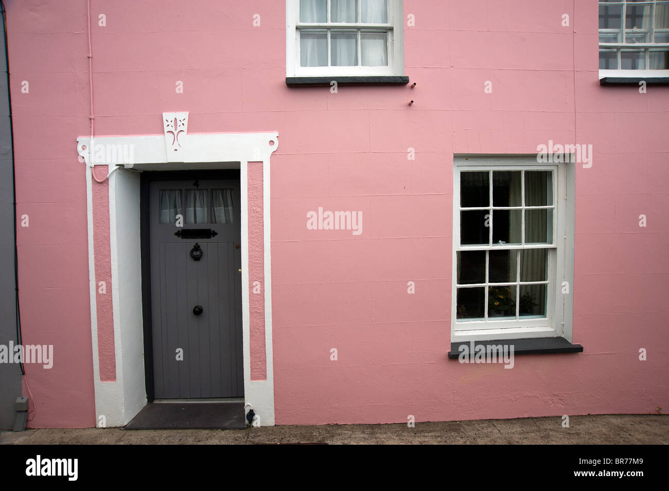 pink house aberaeron Stock Photo - Alamy