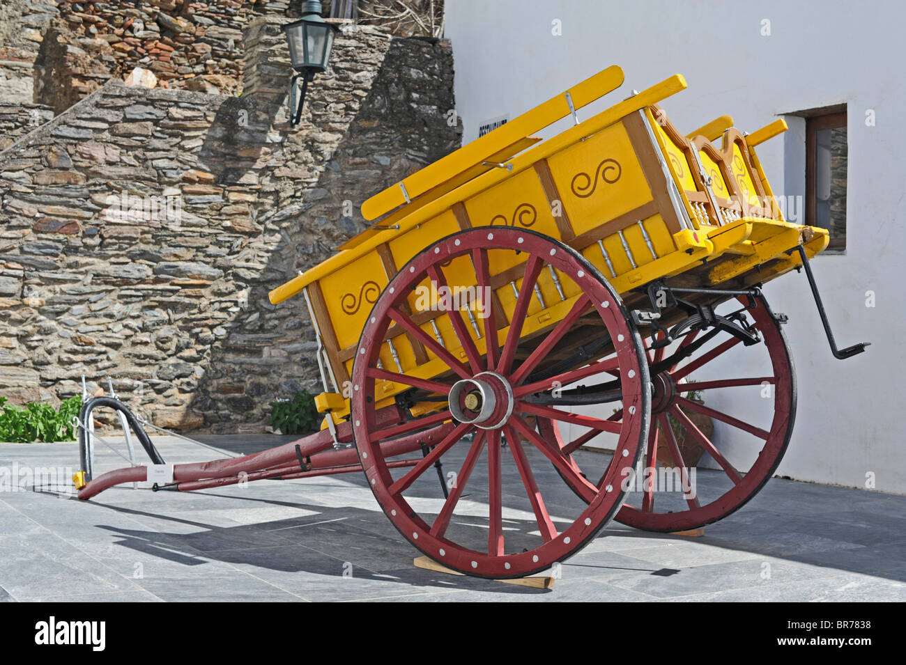 Old horse-drawn farm cart, Monsaraz, Alentejo, Portugal Stock Photo - Alamy
