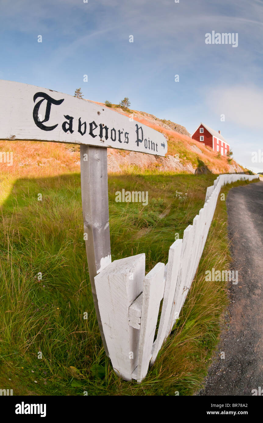 Point to sign hi-res stock photography and images - Alamy