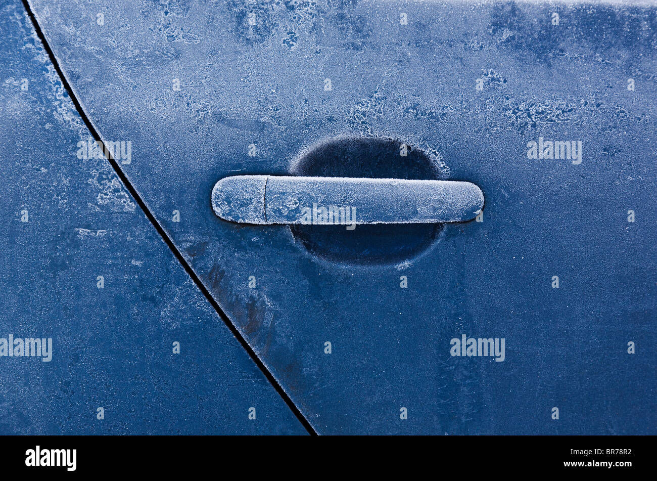 Iced up car hi-res stock photography and images - Alamy
