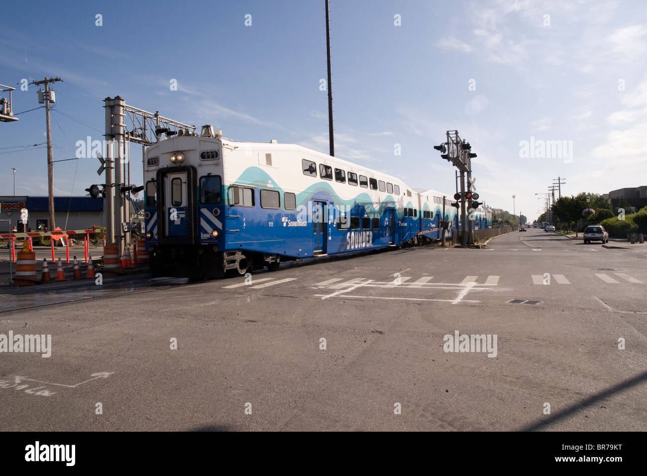 Sounder hi-res stock photography and images - Alamy