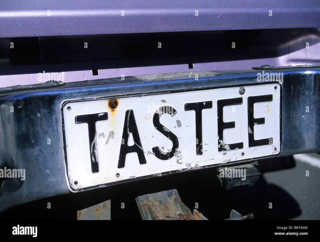 Licences plate on car in New Zealand Stock Photo - Alamy