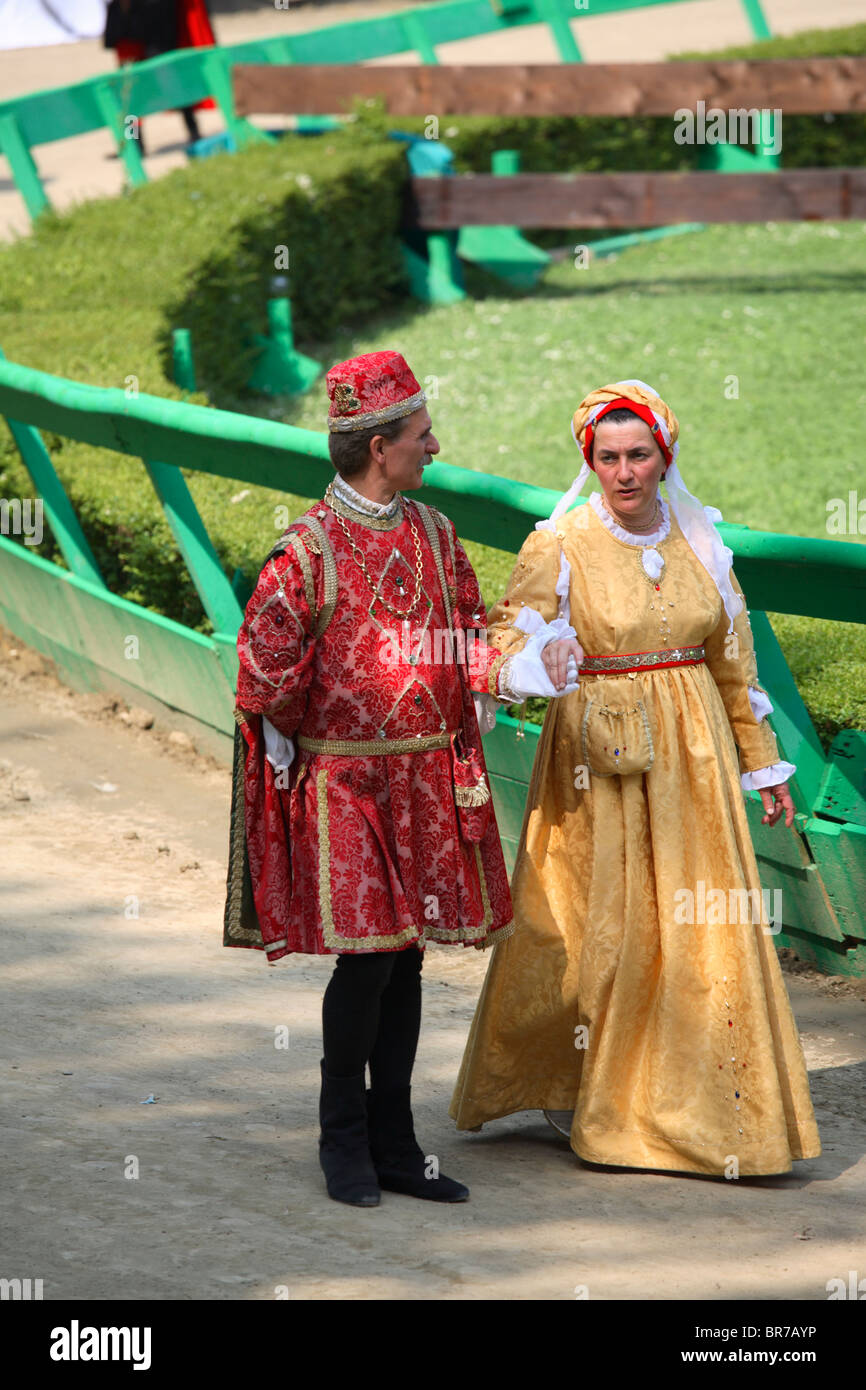 Couple in traditional clothes at Ferrara's Palio, Ferrara, Italy Stock ...