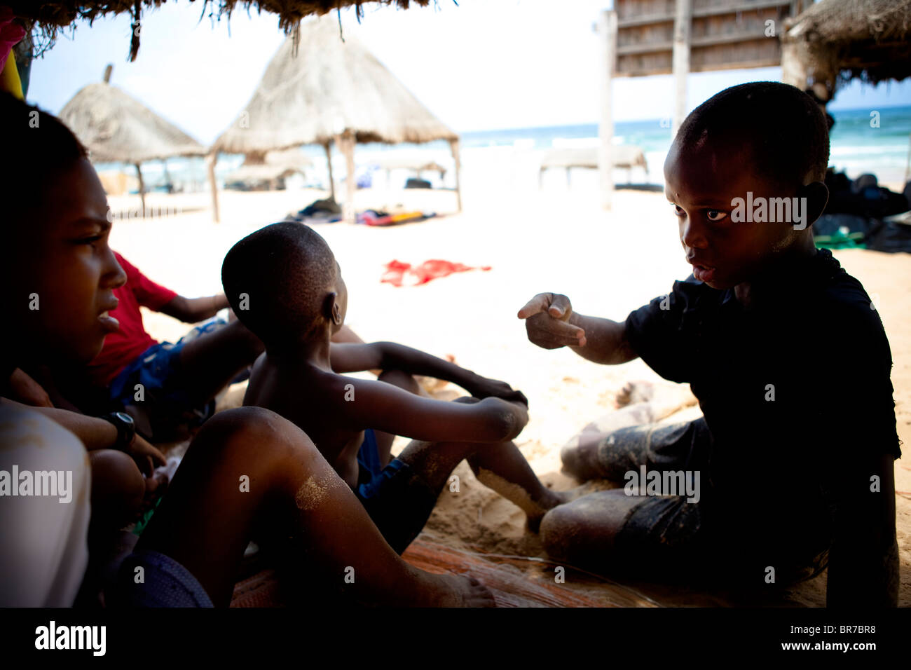 Senegal beach kids hi-res stock photography and images - Alamy