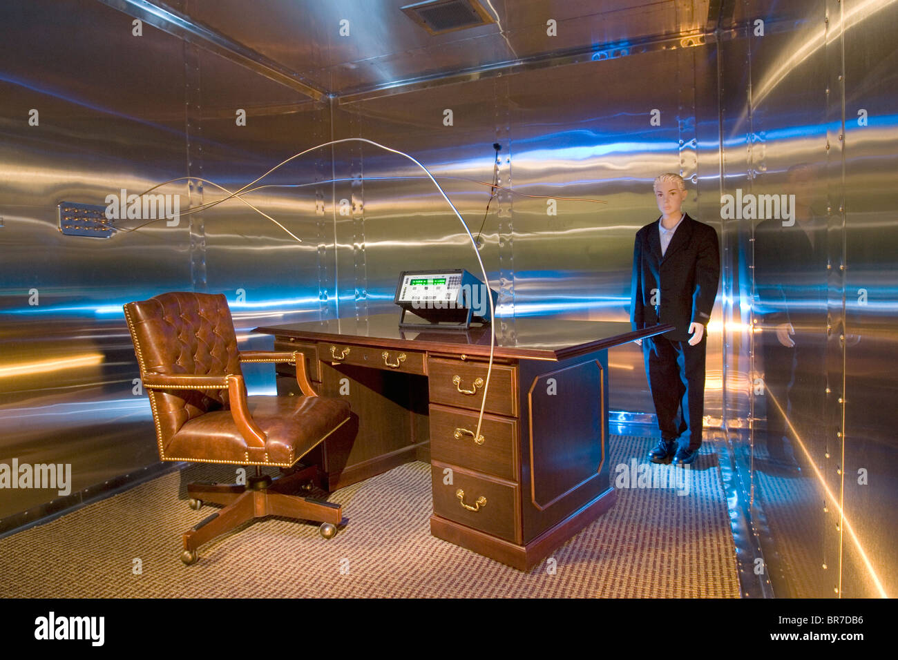 Test chamber hi-res stock photography and images - Alamy