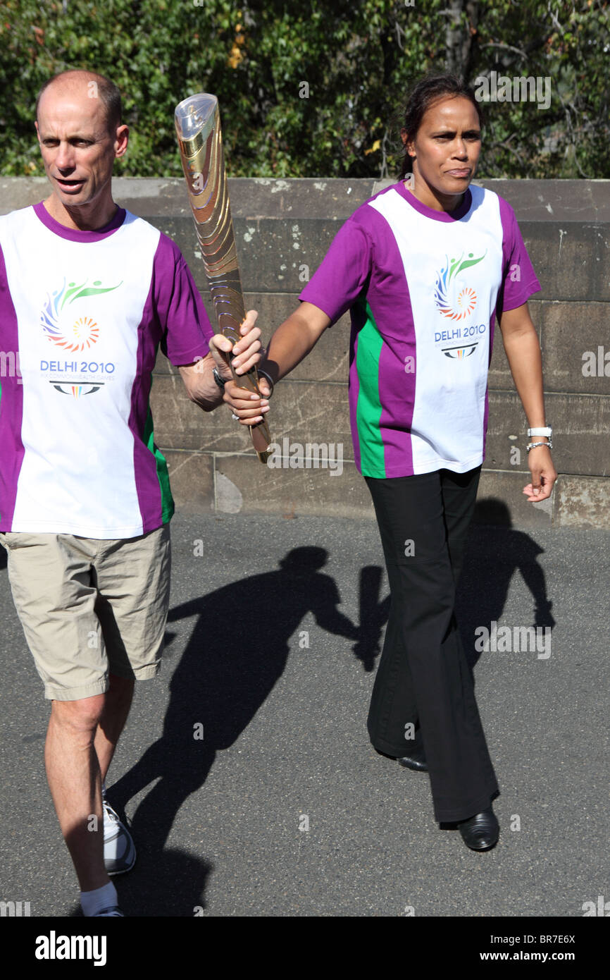 Commonwealth torch hi-res stock photography and images - Alamy