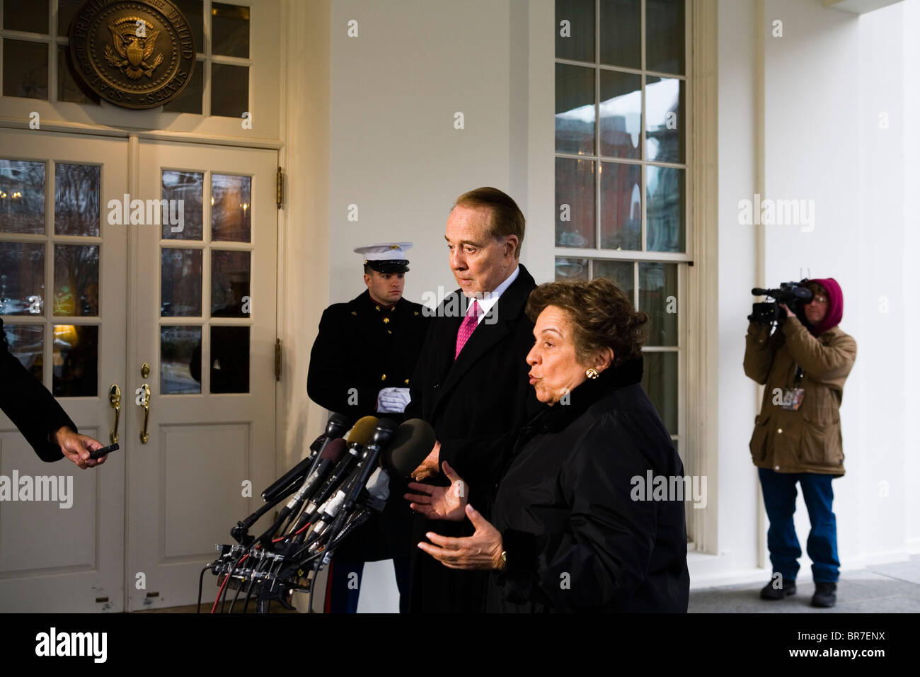 Cameraman donna hi-res stock photography and images - Alamy
