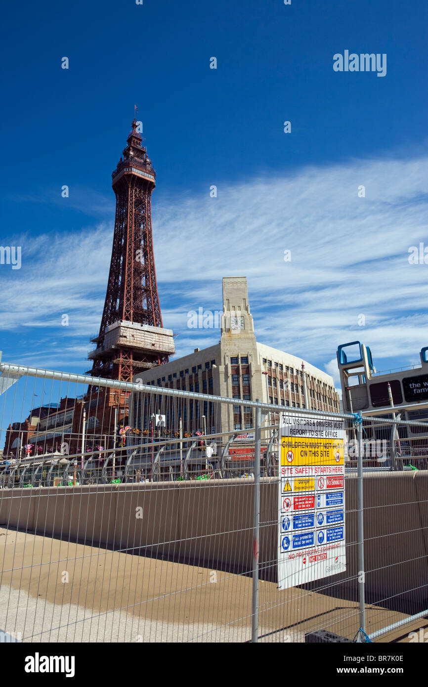 Blackpool tower construction hi-res stock photography and images - Alamy