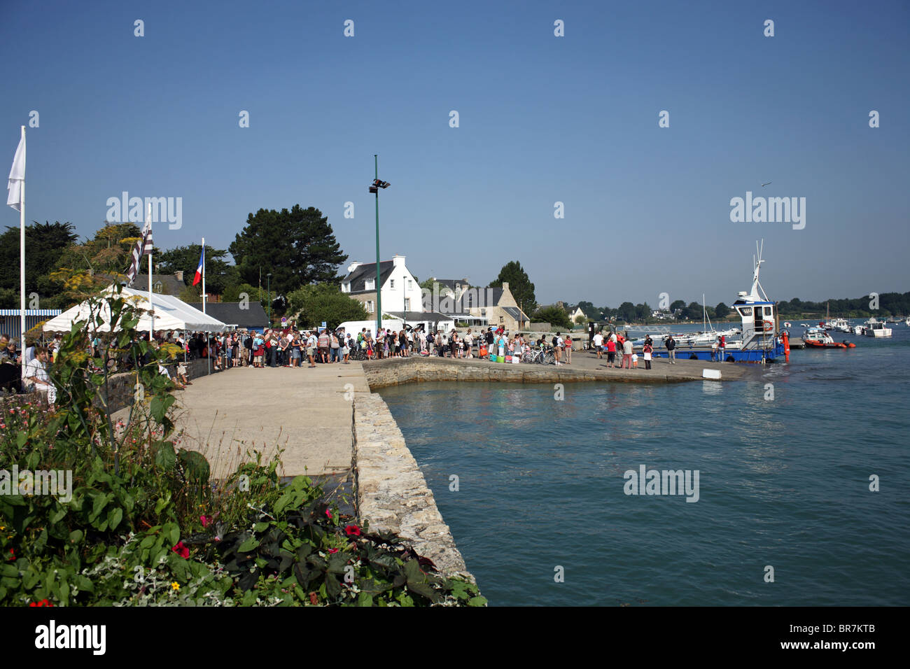 Port, embarcation point and ferry to Ile aux moines, Port Blanc, Baden ...