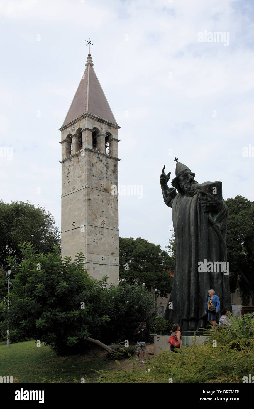 Split croatia statue hi-res stock photography and images - Alamy
