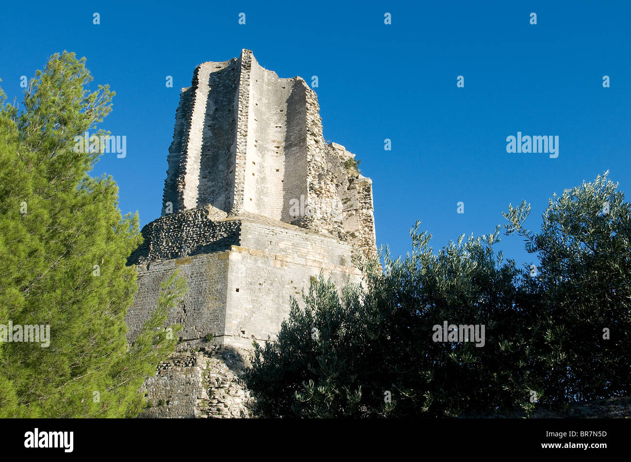 Magne tower hi-res stock photography and images - Alamy