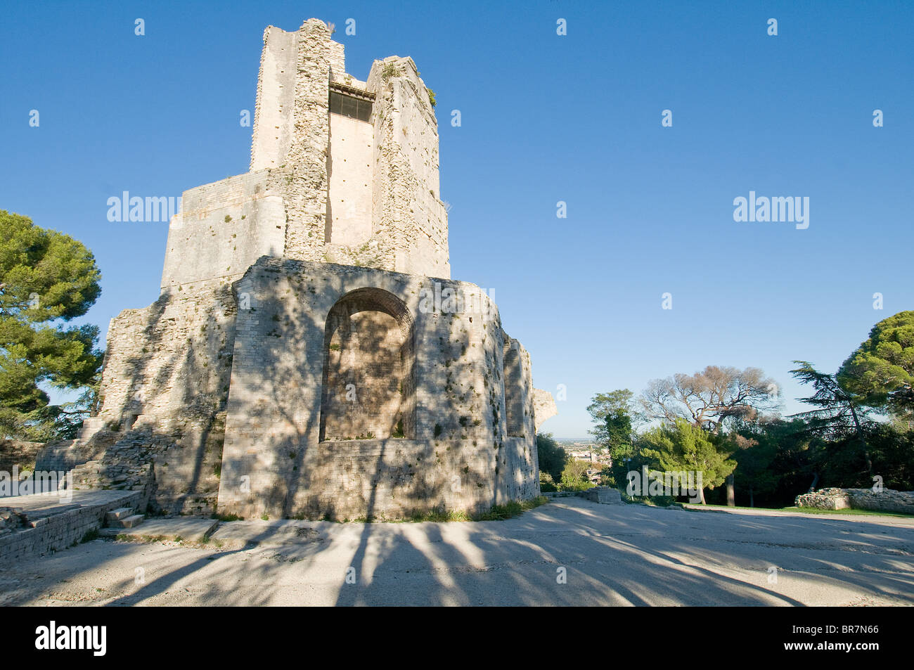 The Tour Magne. Nimes, Languedoc-Roussillon, France Stock Photo - Alamy