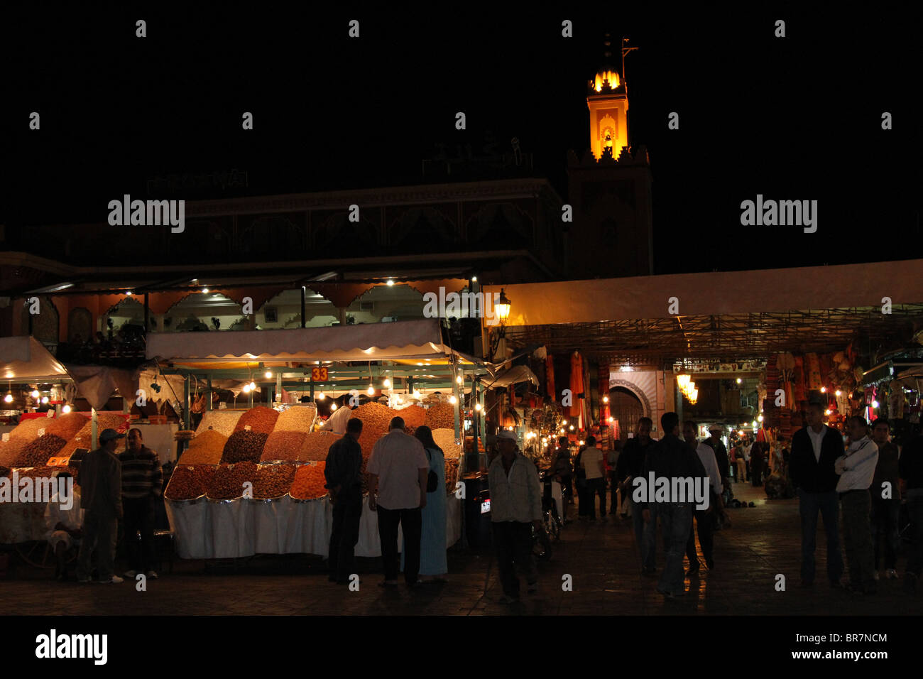 Night souk hi-res stock photography and images - Alamy