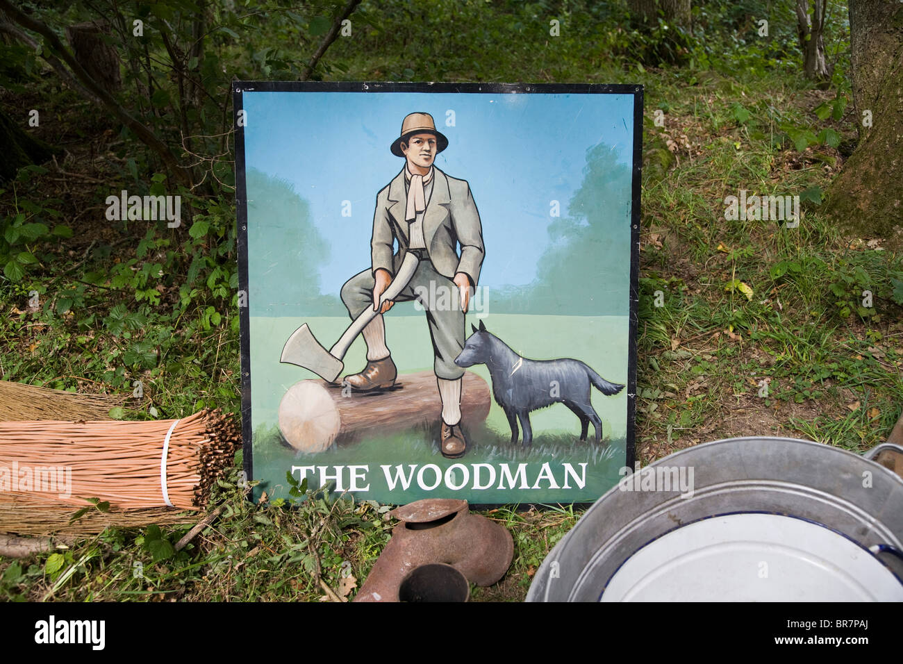The Woodman painted sign Stock Photo - Alamy