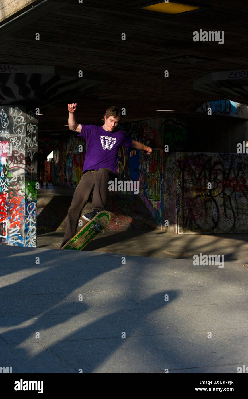 Skateboarder, Nick Foulds, performing below the Royal Festival hall on ...