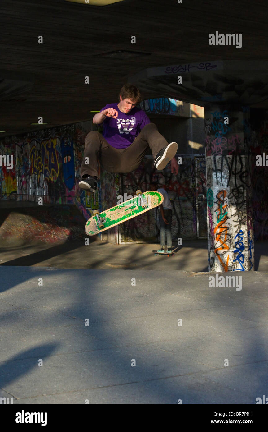 Skateboarder, Nick Foulds, performing below the Royal Festival hall on ...