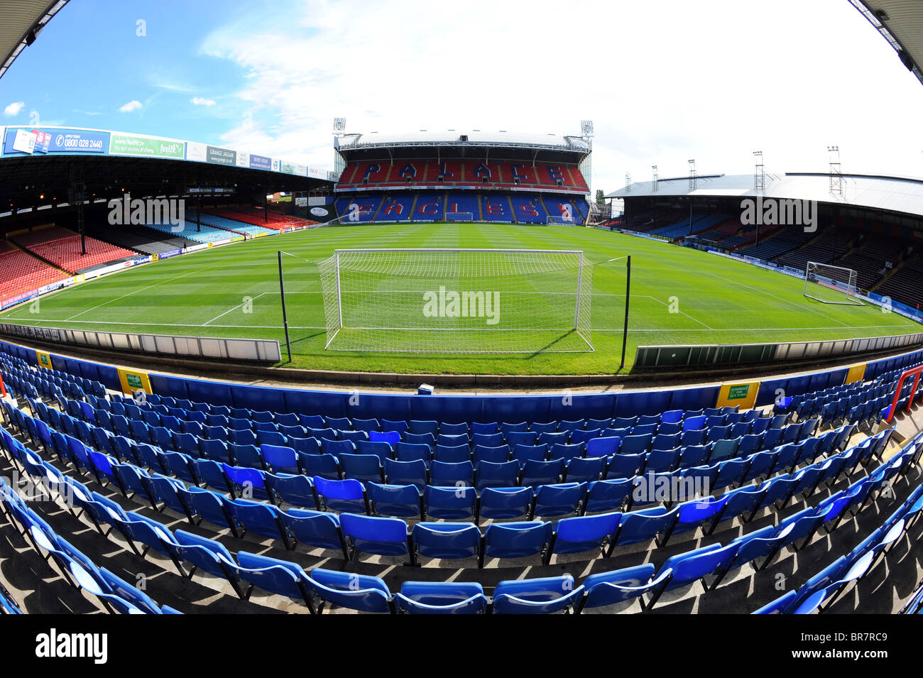 Seating selhurst park High Resolution Stock Photography and Images - Alamy