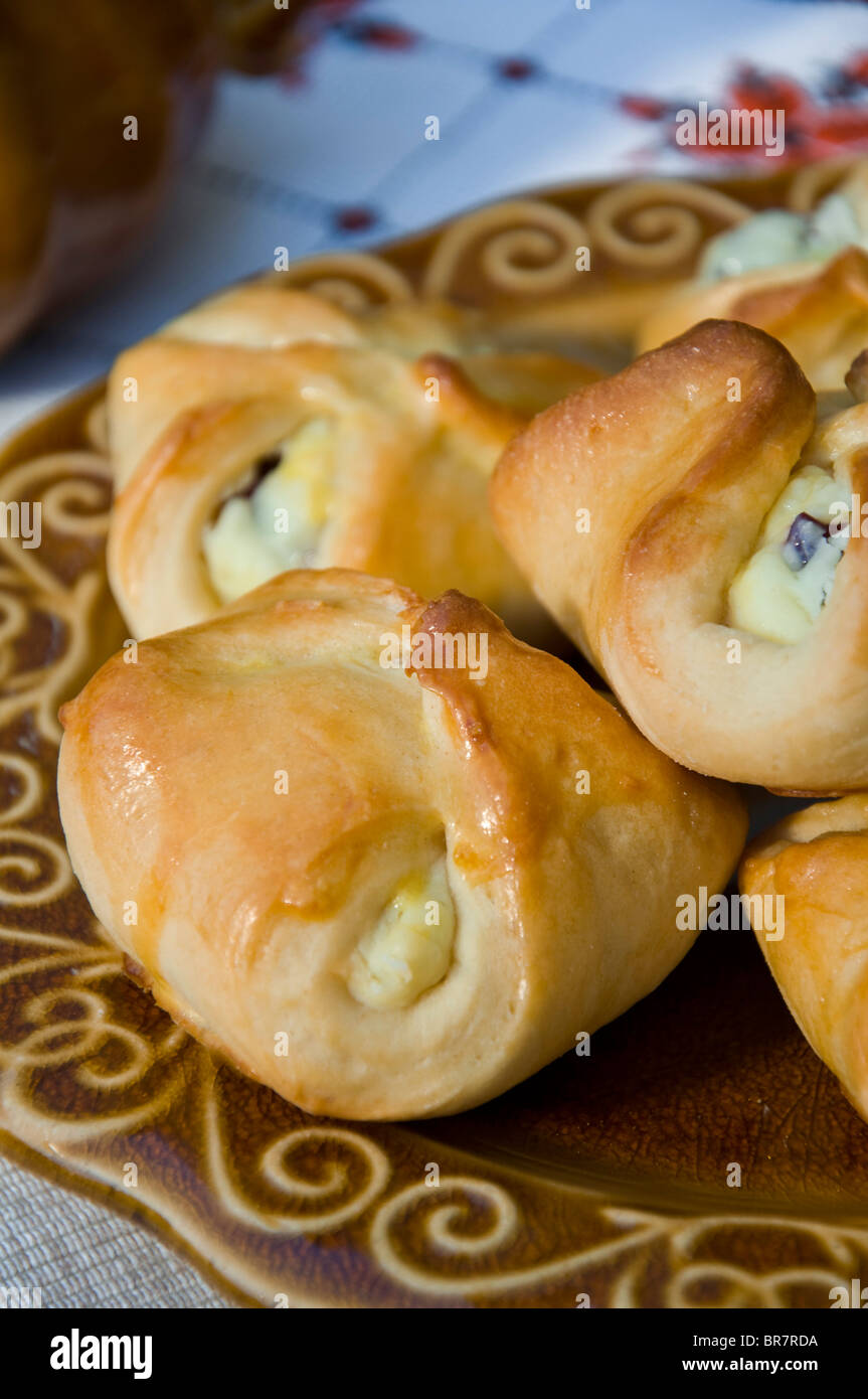 Pastry with raisins and cheese cream Stock Photo - Alamy