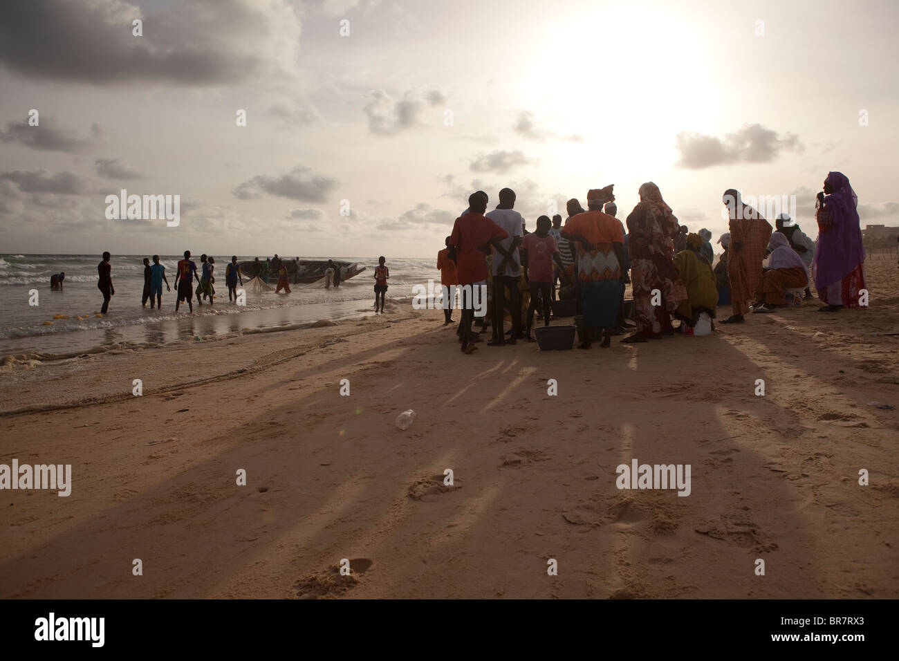 Senegal beach kids hi-res stock photography and images - Alamy