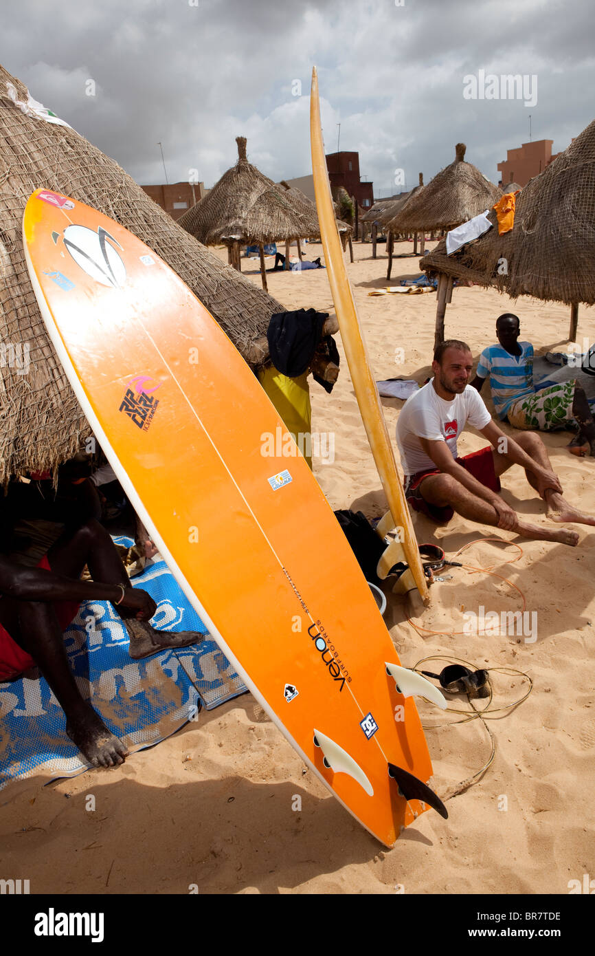 Senegal beach kids hi-res stock photography and images - Alamy