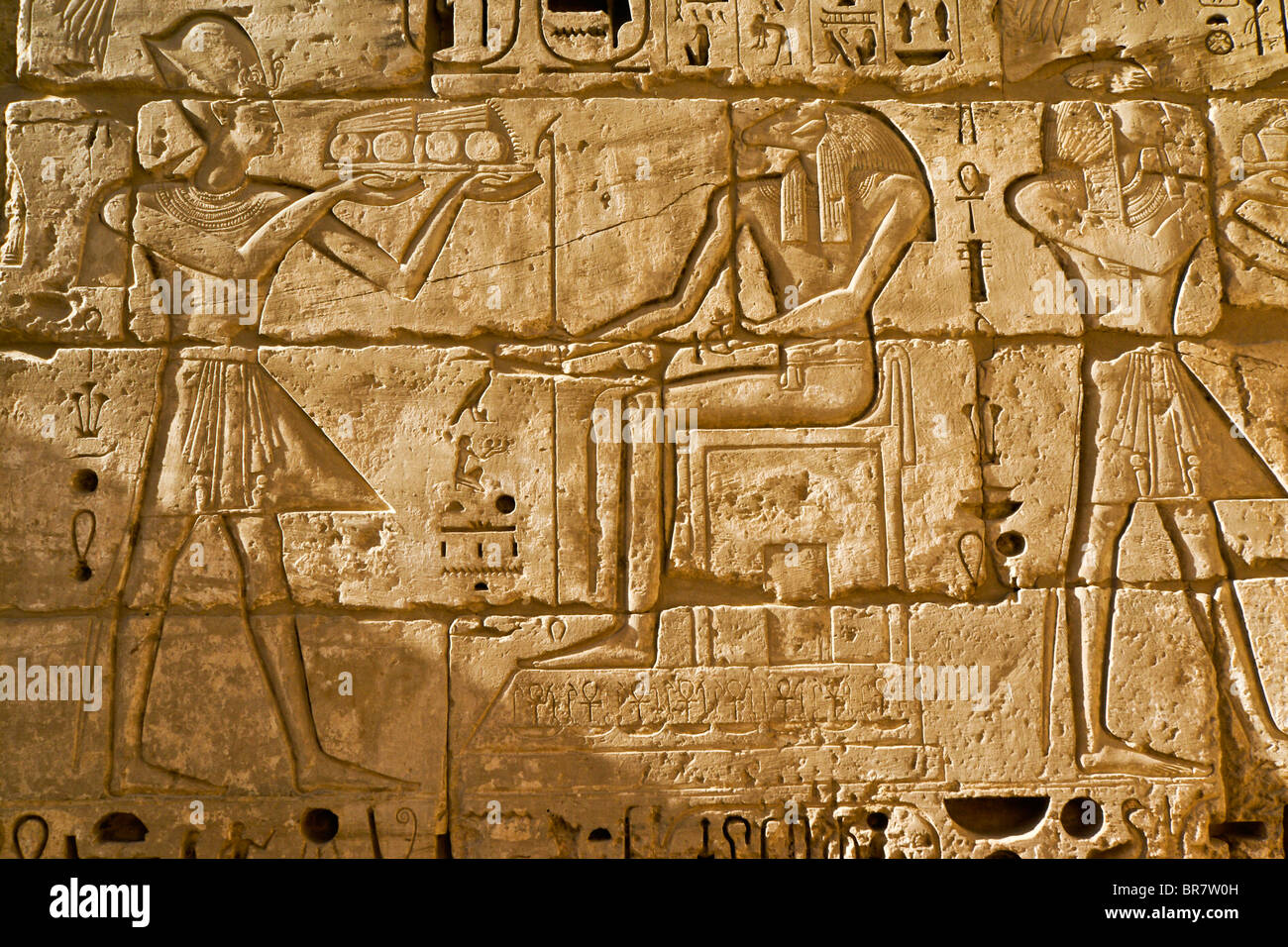 Luxor egypt ramesseum ii relief hi-res stock photography and images - Alamy