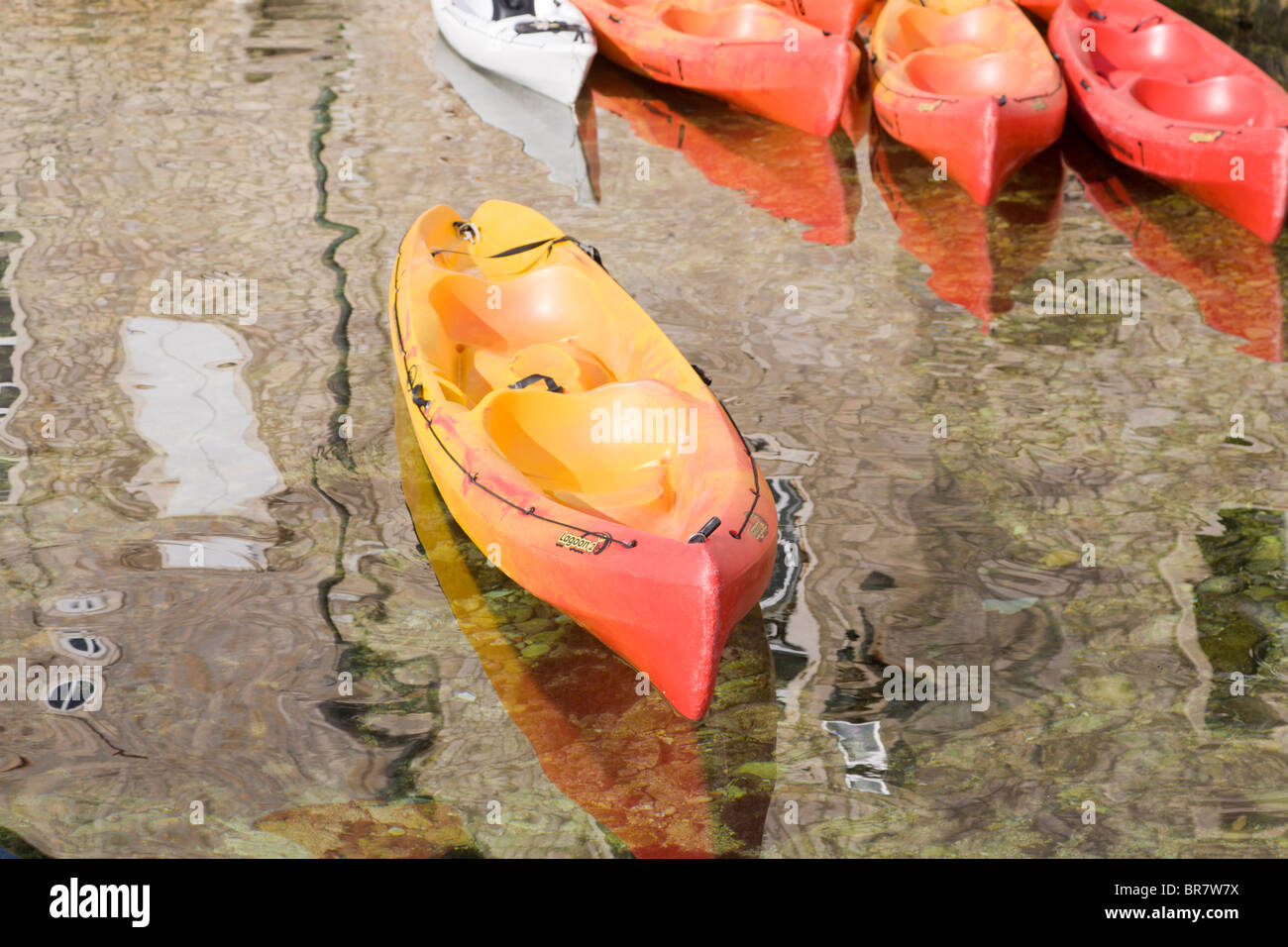 Empty kayaks hi-res stock photography and images - Alamy