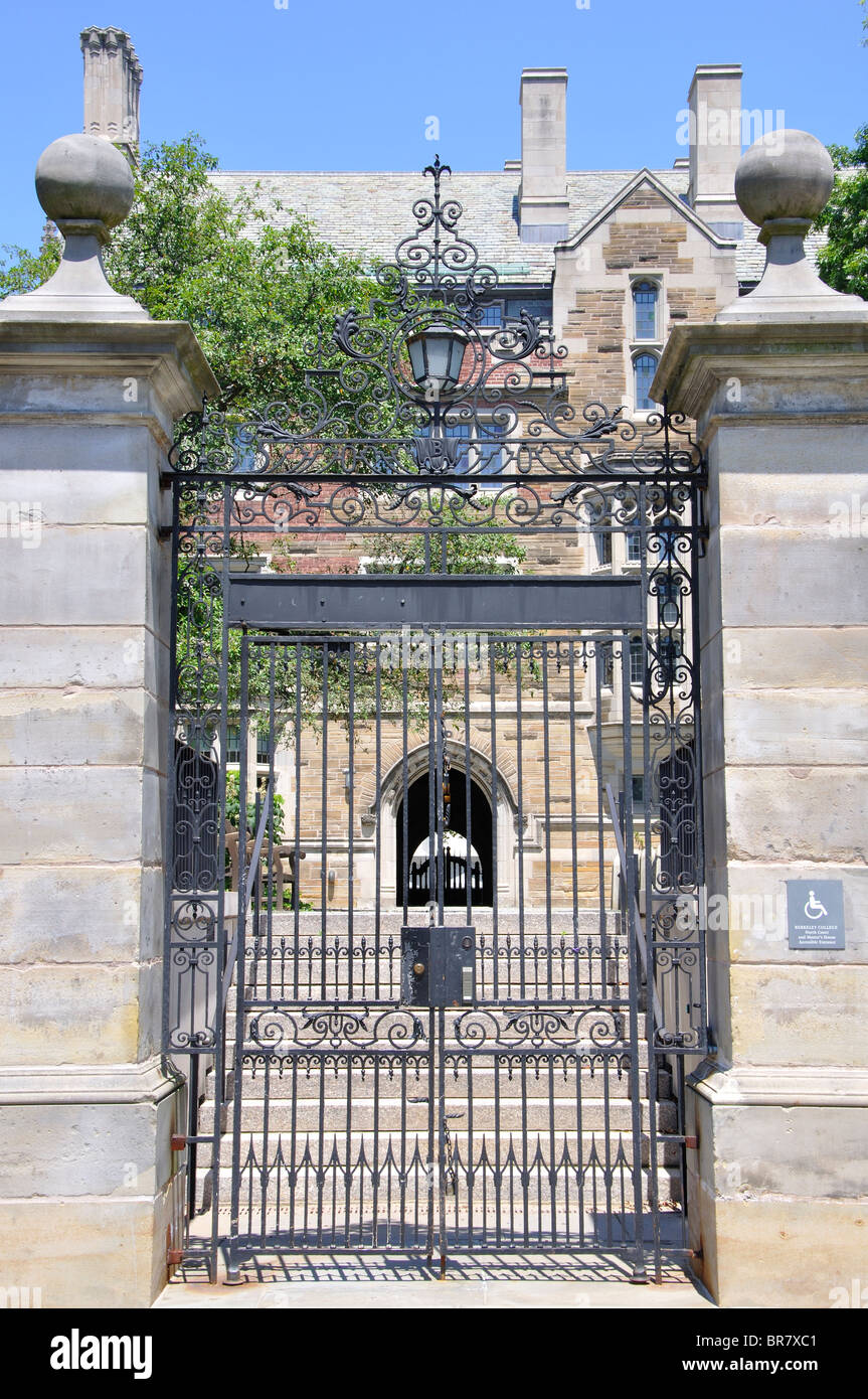 Berkeley college yale university hi-res stock photography and images ...