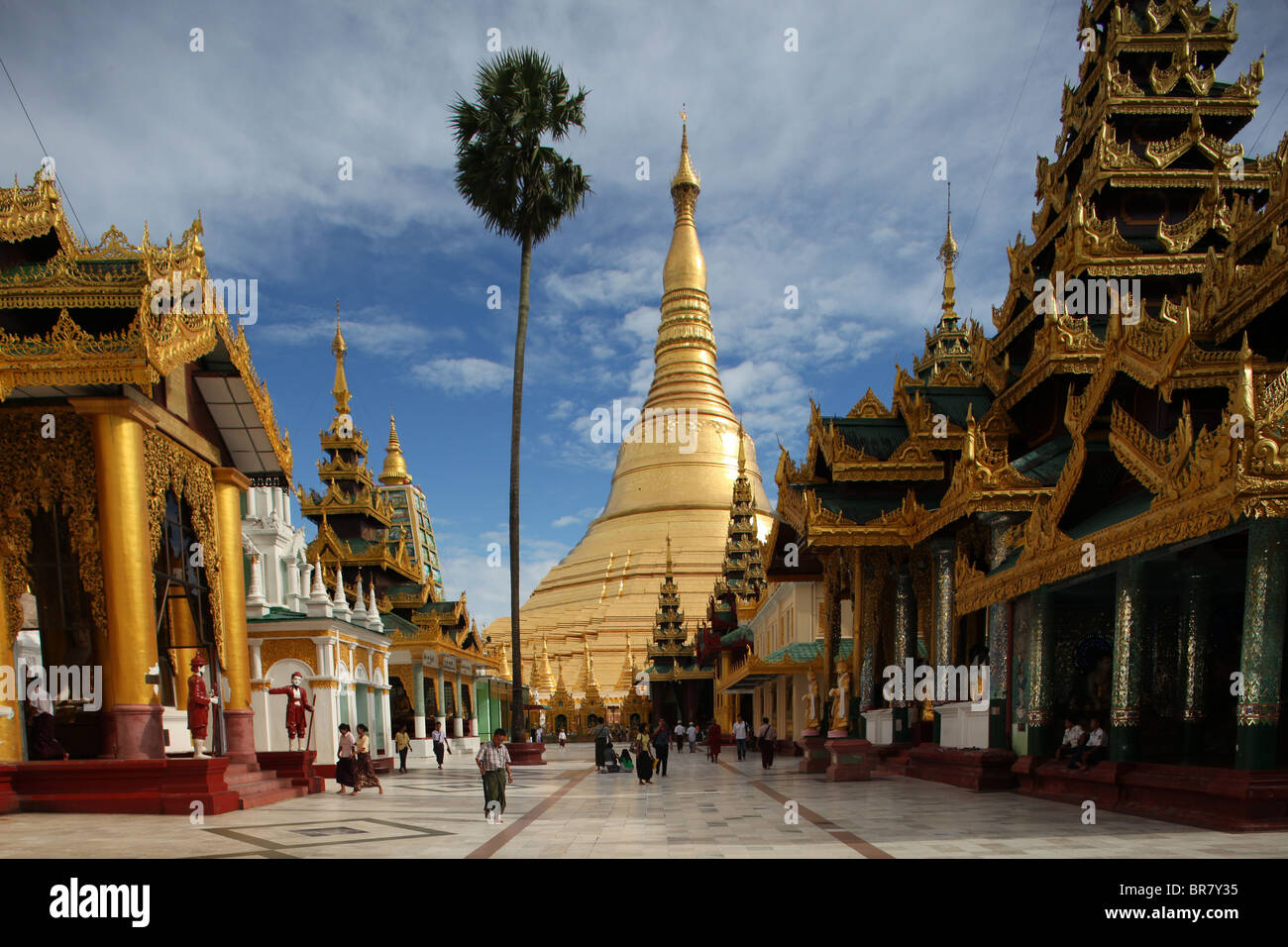 Shwedagon Pagoda Myanmar High Resolution Stock Photography and Images ...