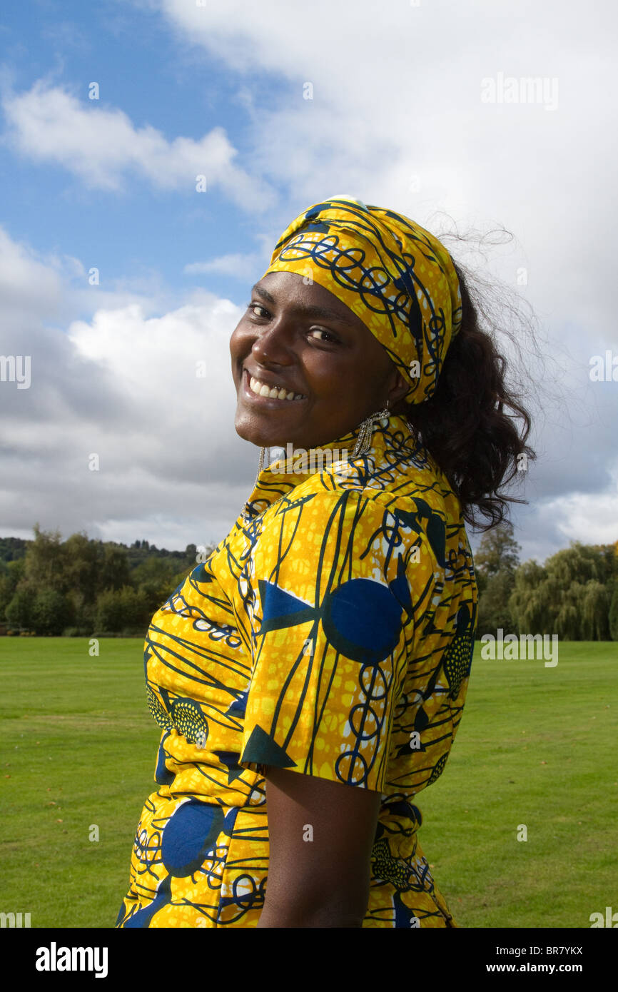 People of in Perths 800 celebrations Carnival Parade to celebrate Perth ...