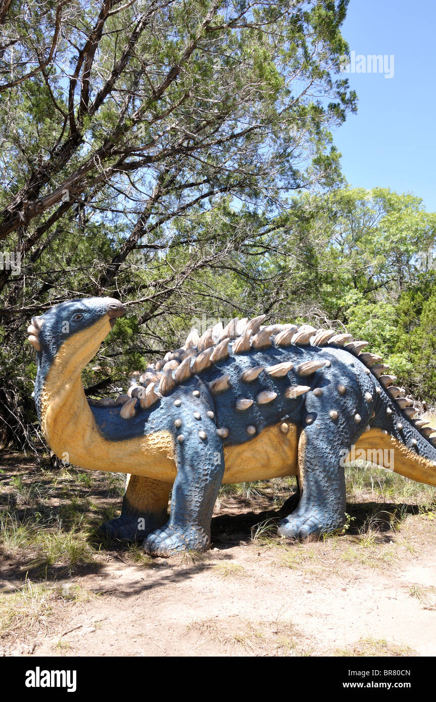 Scelidosaurus dinosaur hi-res stock photography and images - Alamy