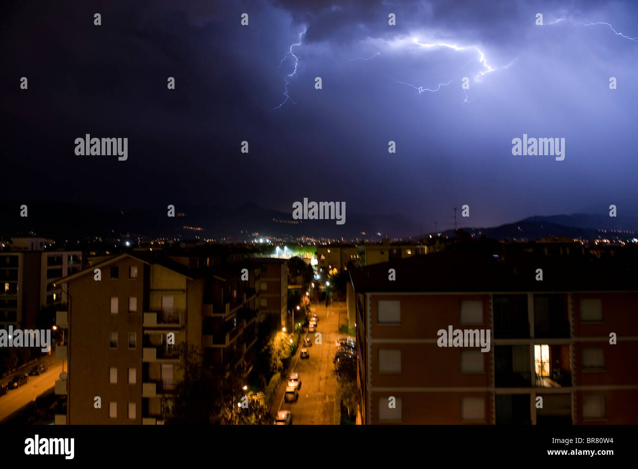 Lightning storm over Bergmo, northern Italy Stock Photo - Alamy