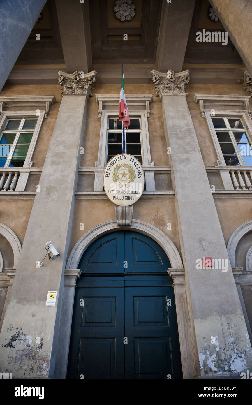 Italy government building hi-res stock photography and images - Alamy