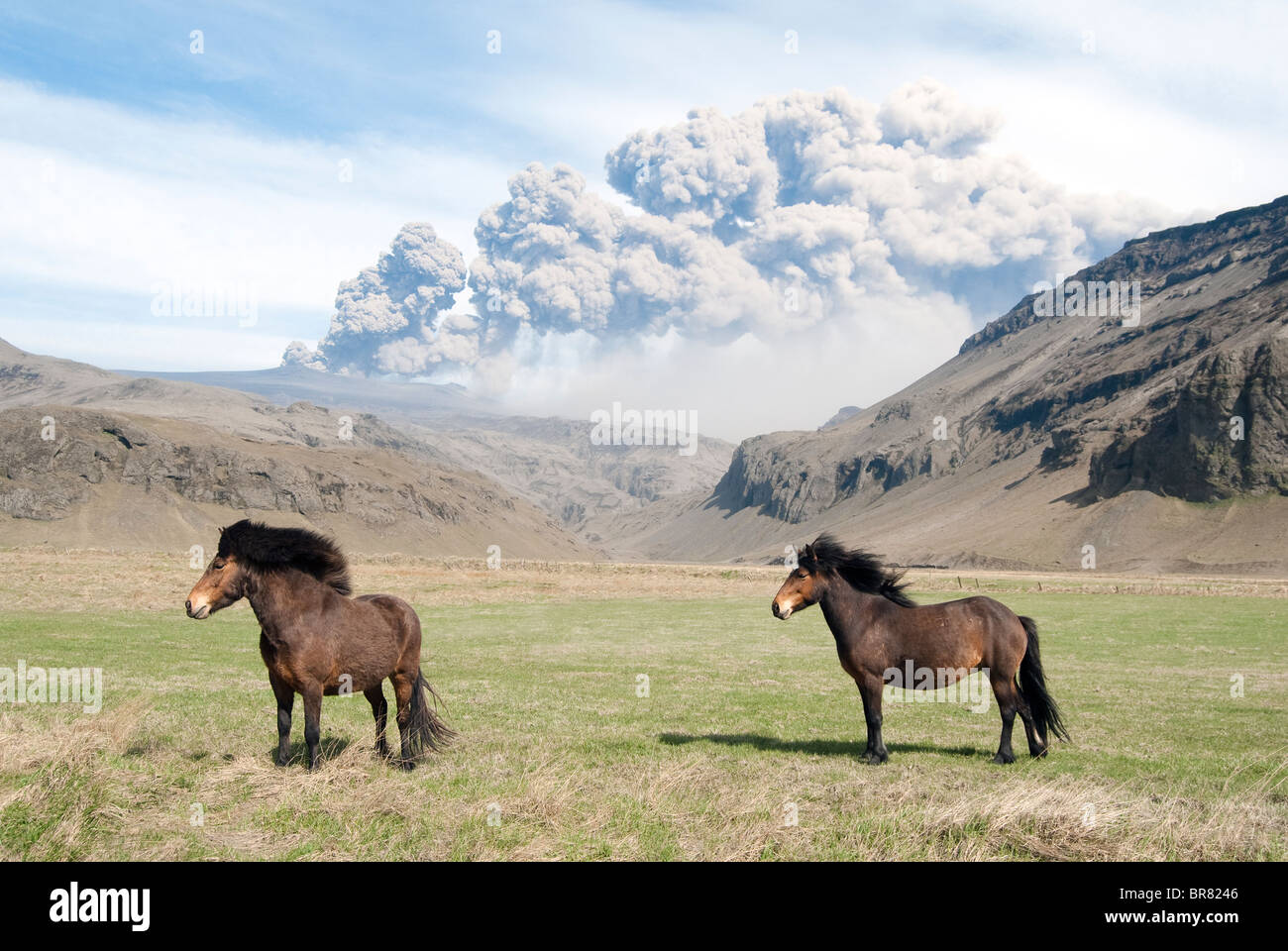 Icelandic volcanic ash cloud hi-res stock photography and images - Alamy