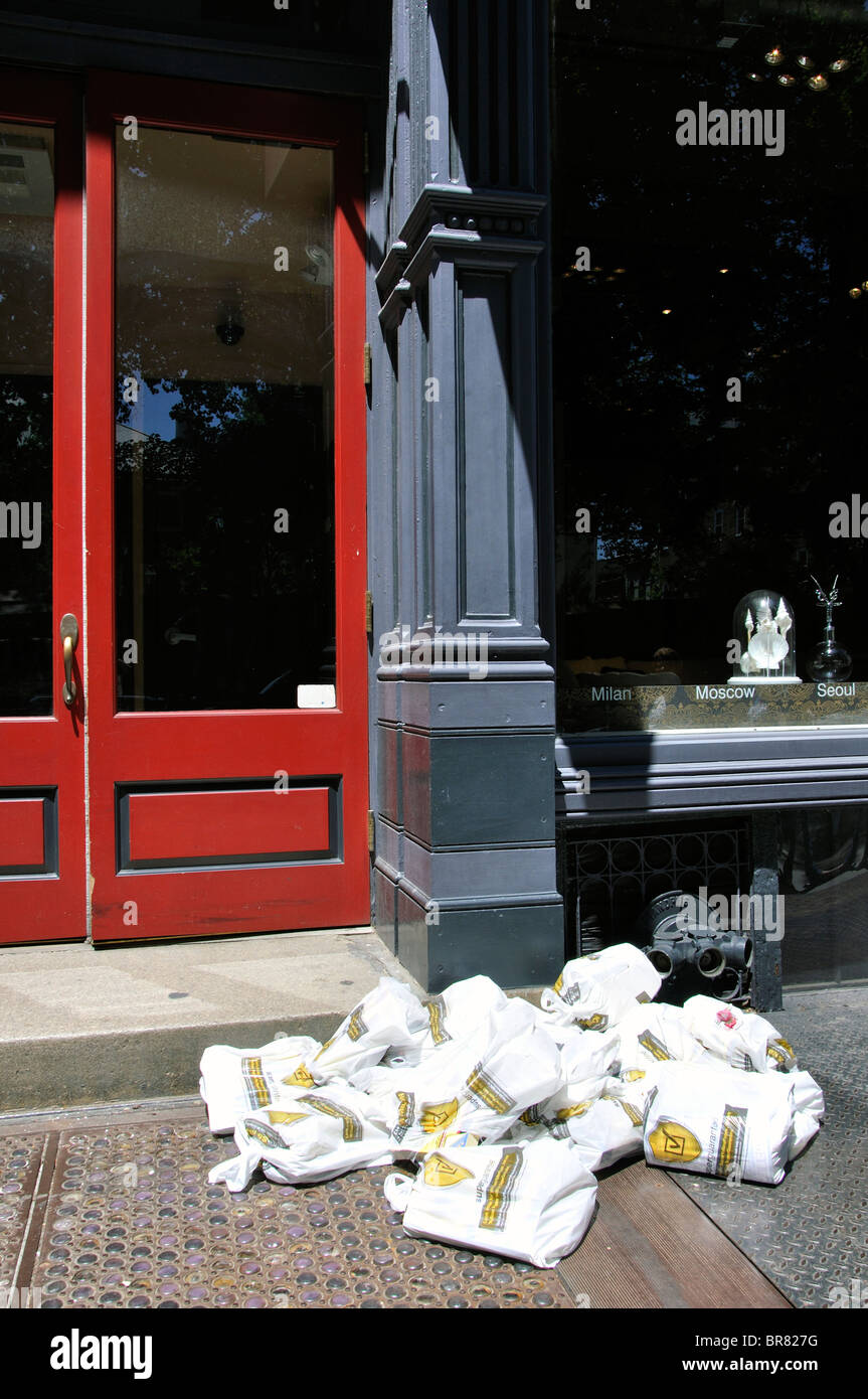 Usa delivery phonebook phone book books hi-res stock photography and ...