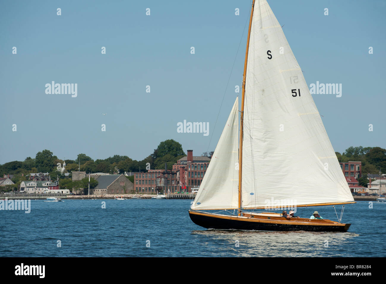 small boat sailing Stock Photo - Alamy