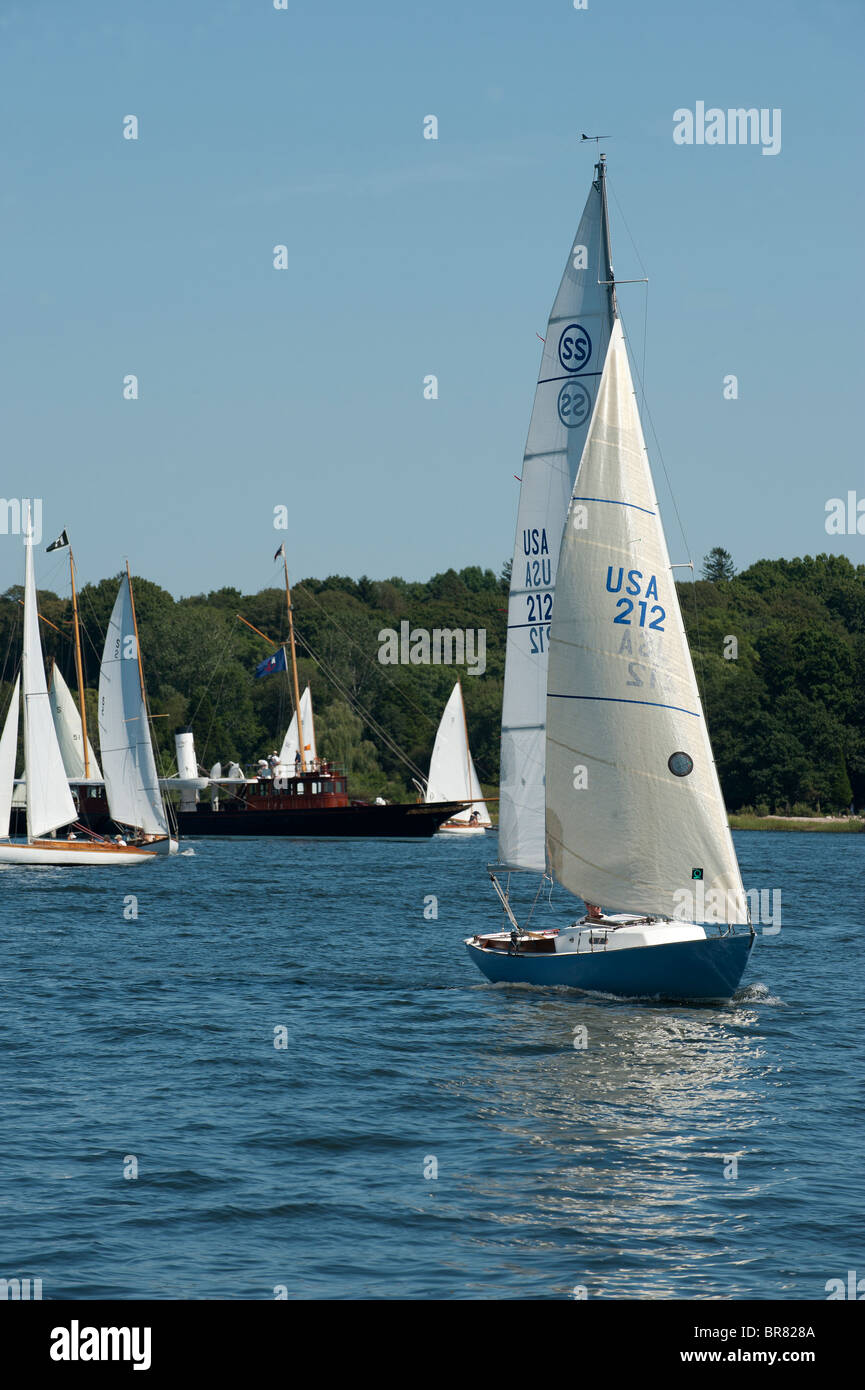 Rhode island sailing sunshine hi-res stock photography and images - Alamy