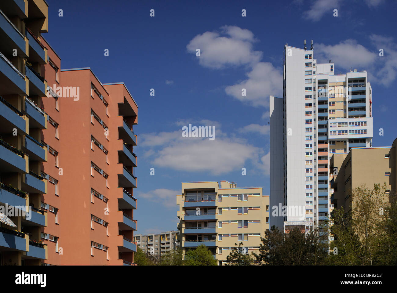 Gropiusstadt, Gropius City, Walter Gropius-designed housing estate ...