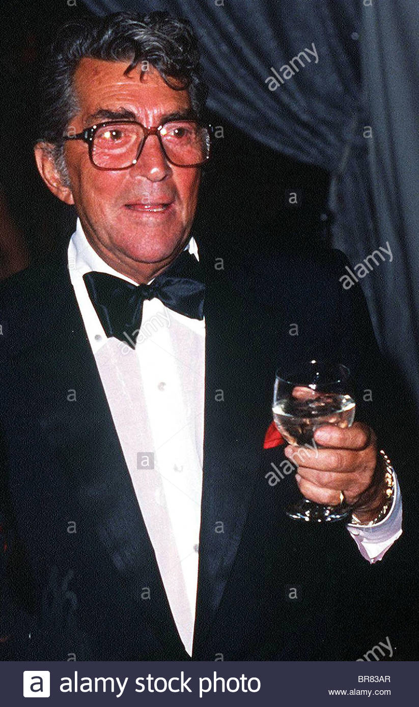 Dean Martin Glasses Stock Photos & Dean Martin Glasses Stock Images - Alamy