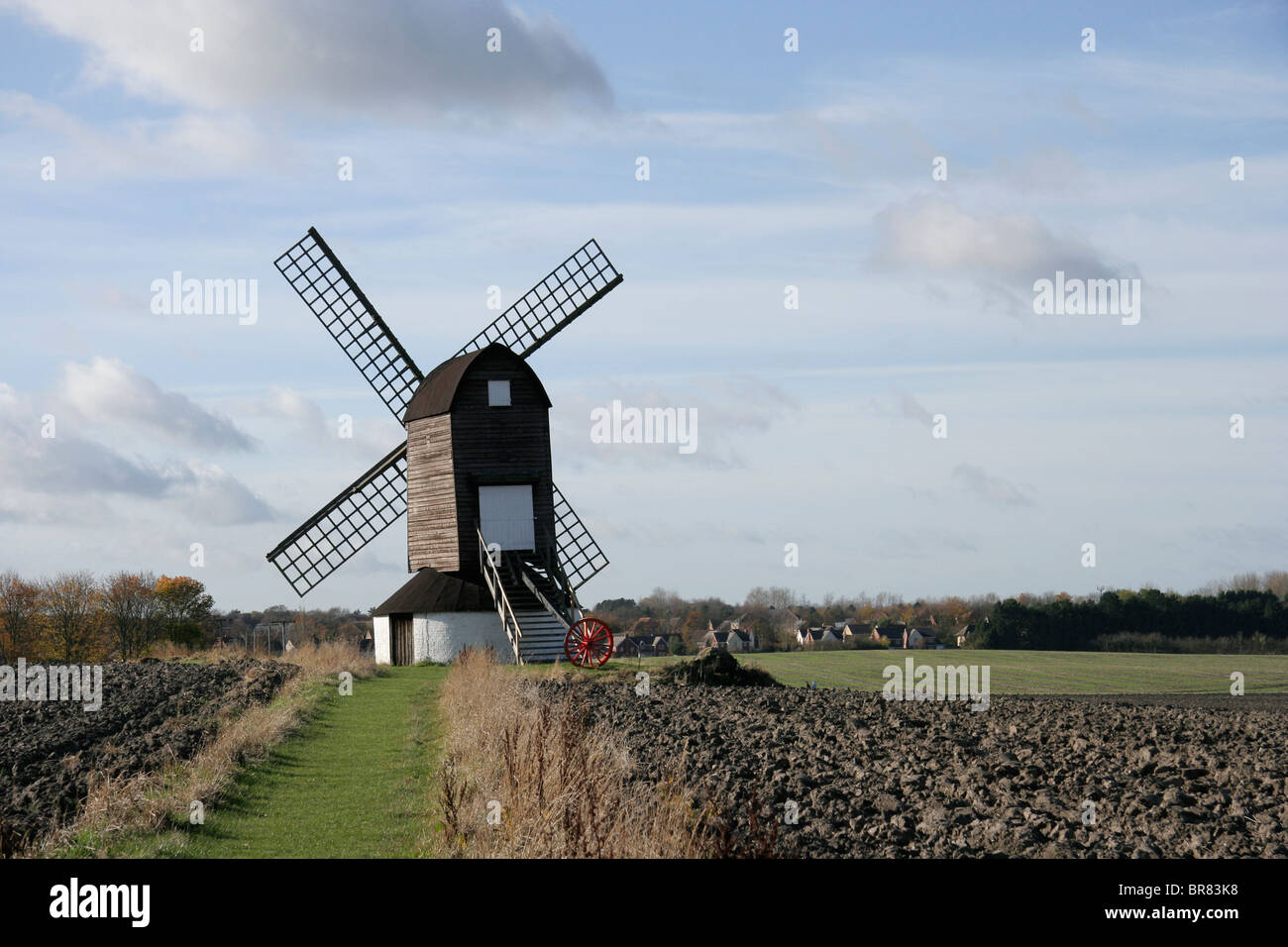 Pitstone windmill, buckinghamshire hi-res stock photography and images ...